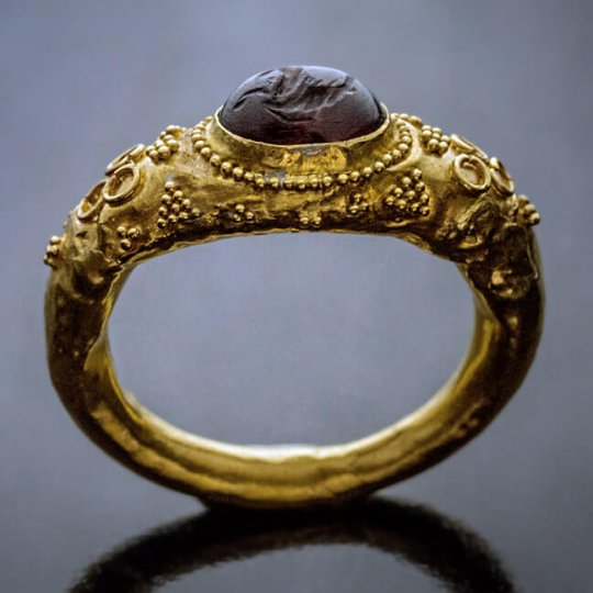 Early Medieval Byzantine Gold Garnet Signet Ring - Antique Jewelry ...