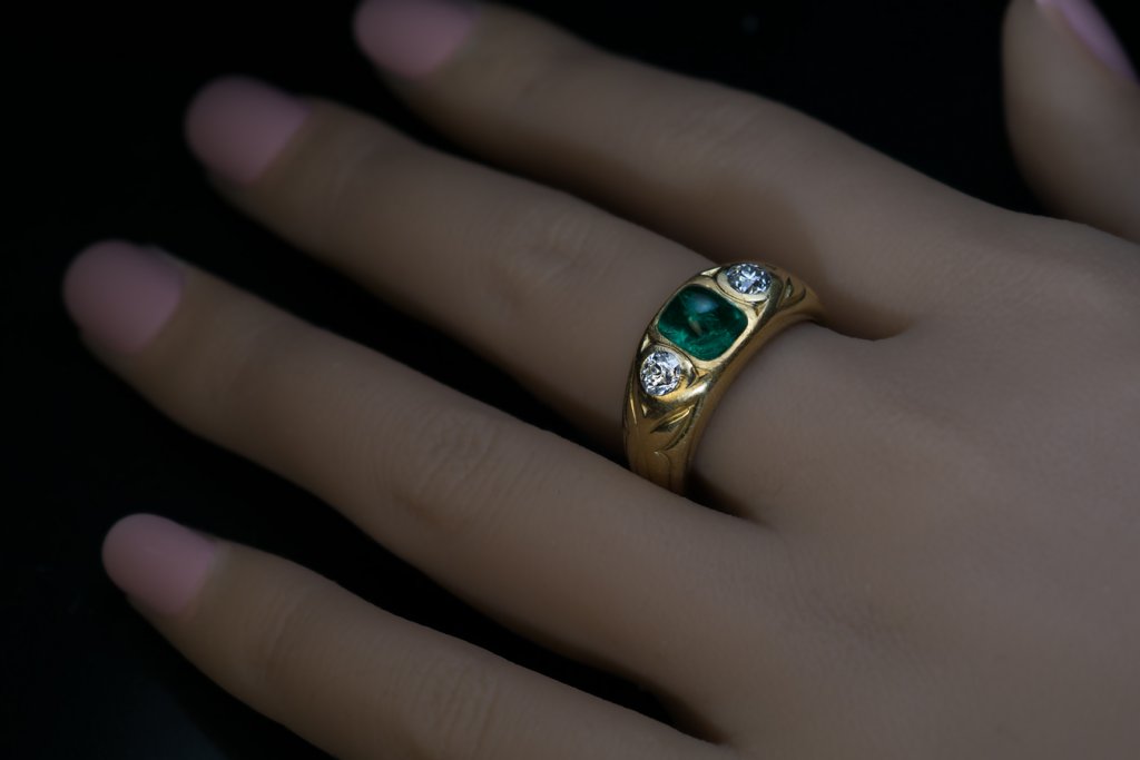 cab_emerald_ring_Pictures_5173 - Antique Jewelry | Vintage Rings ...