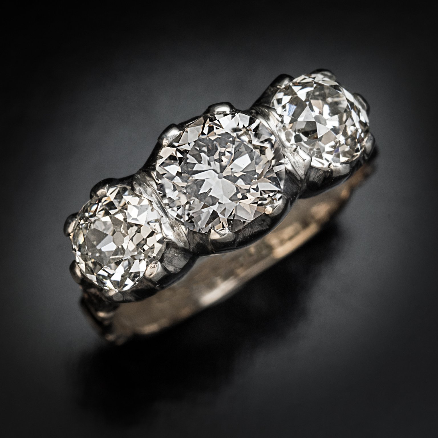 Rings For Men And Women - Antique Jewelry | Vintage Rings | Faberge ...