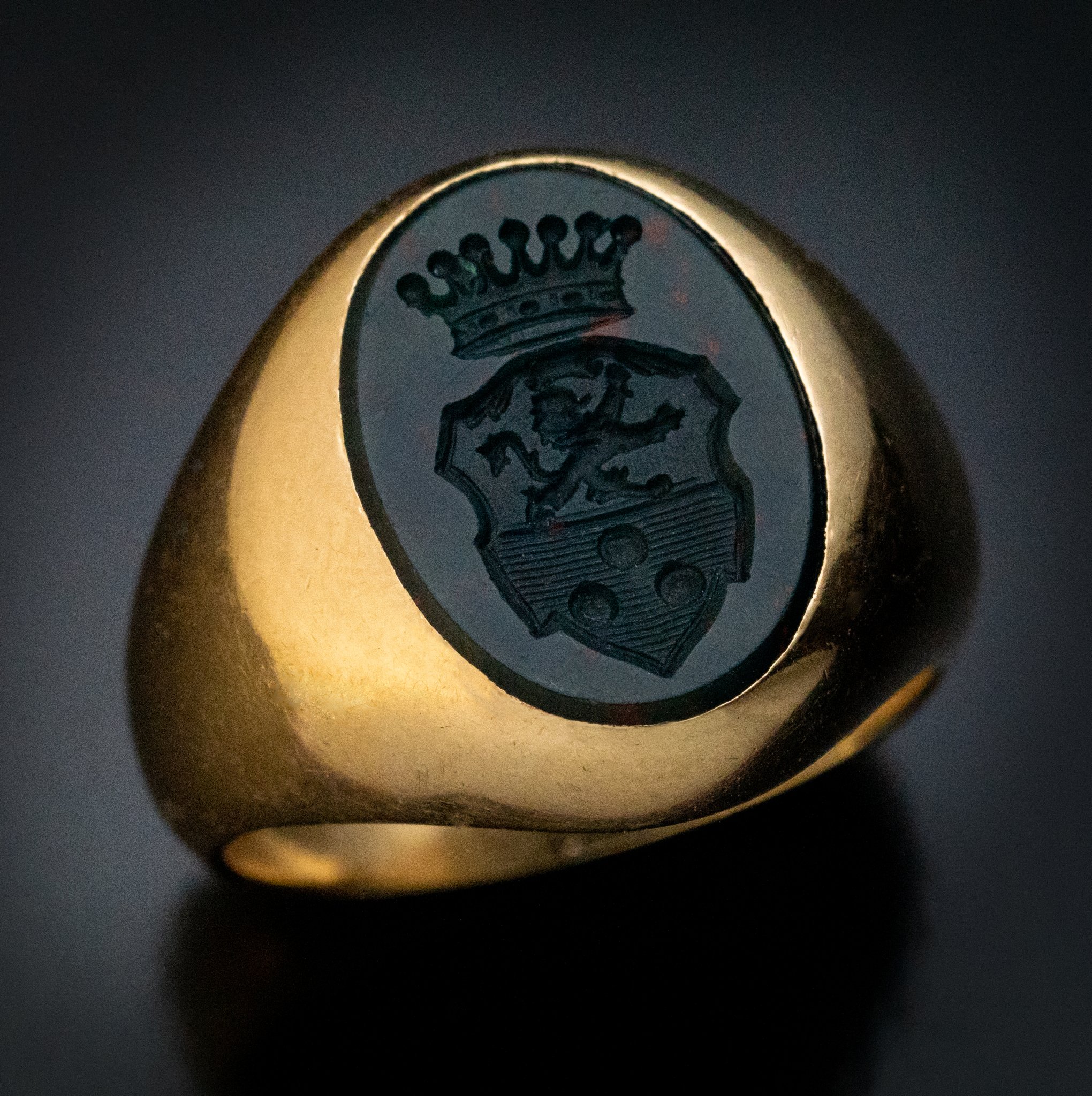 Rings For Men And Women - Antique Jewelry | Vintage Rings | Faberge ...